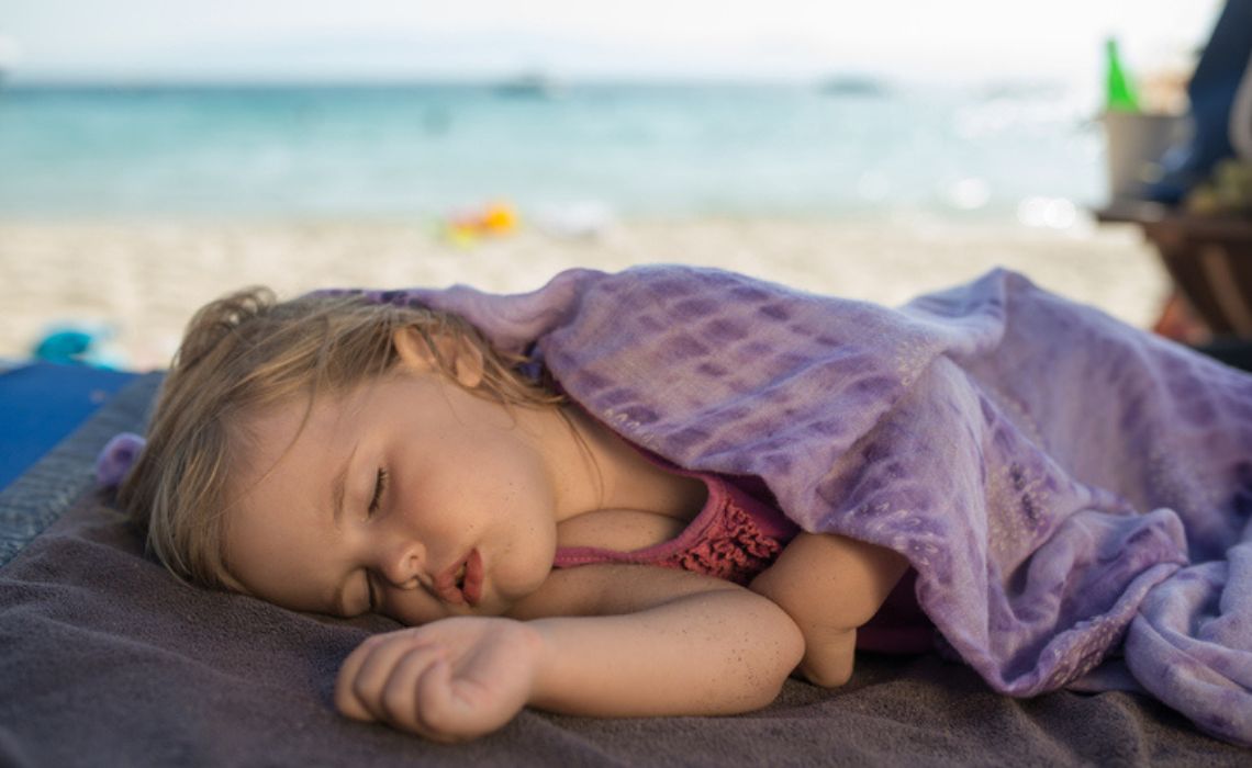 Los beneficios de la siesta en el exterior - Hop'Toys